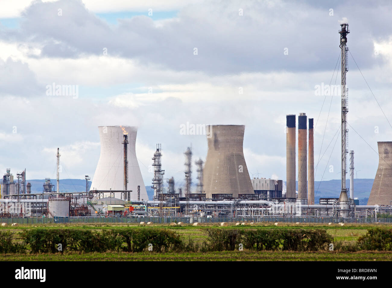 Ineos Grangemouth refinery, Scotland Stock Photo - Alamy