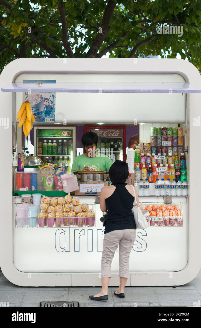 Food and drinks kiosk hi-res stock photography and images - Alamy