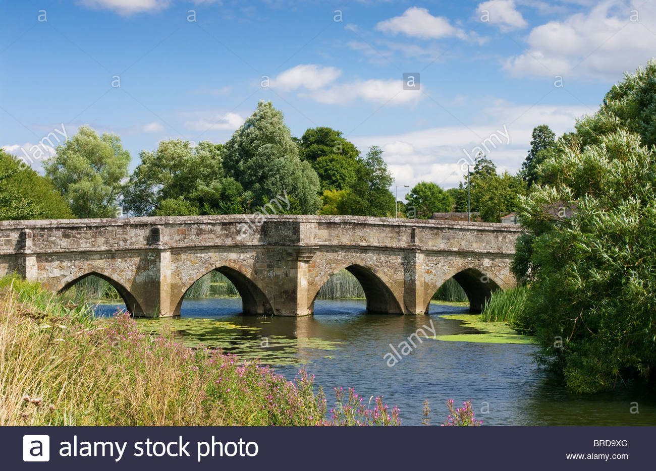 England Medieval Stone Bridge High Resolution Stock Photography and ...