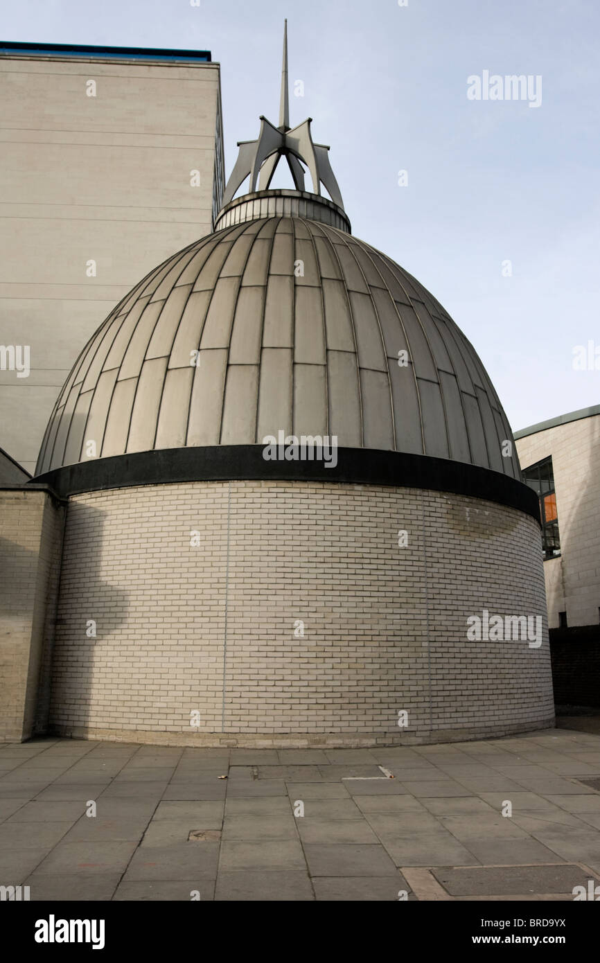Domed structure in east london hi-res stock photography and images - Alamy