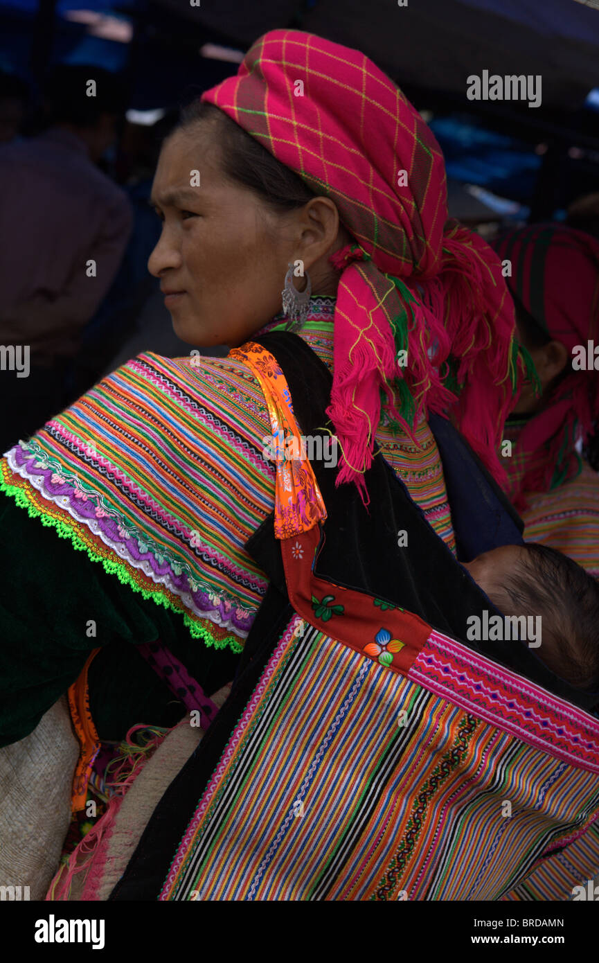 Vietnam hmong colour hi-res stock photography and images - Alamy