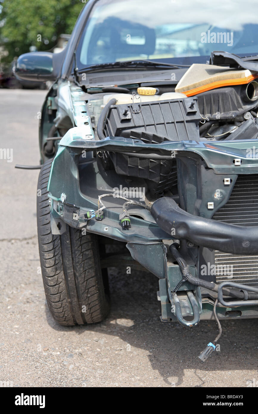 The broken wing of a crashed car Stock Photo - Alamy