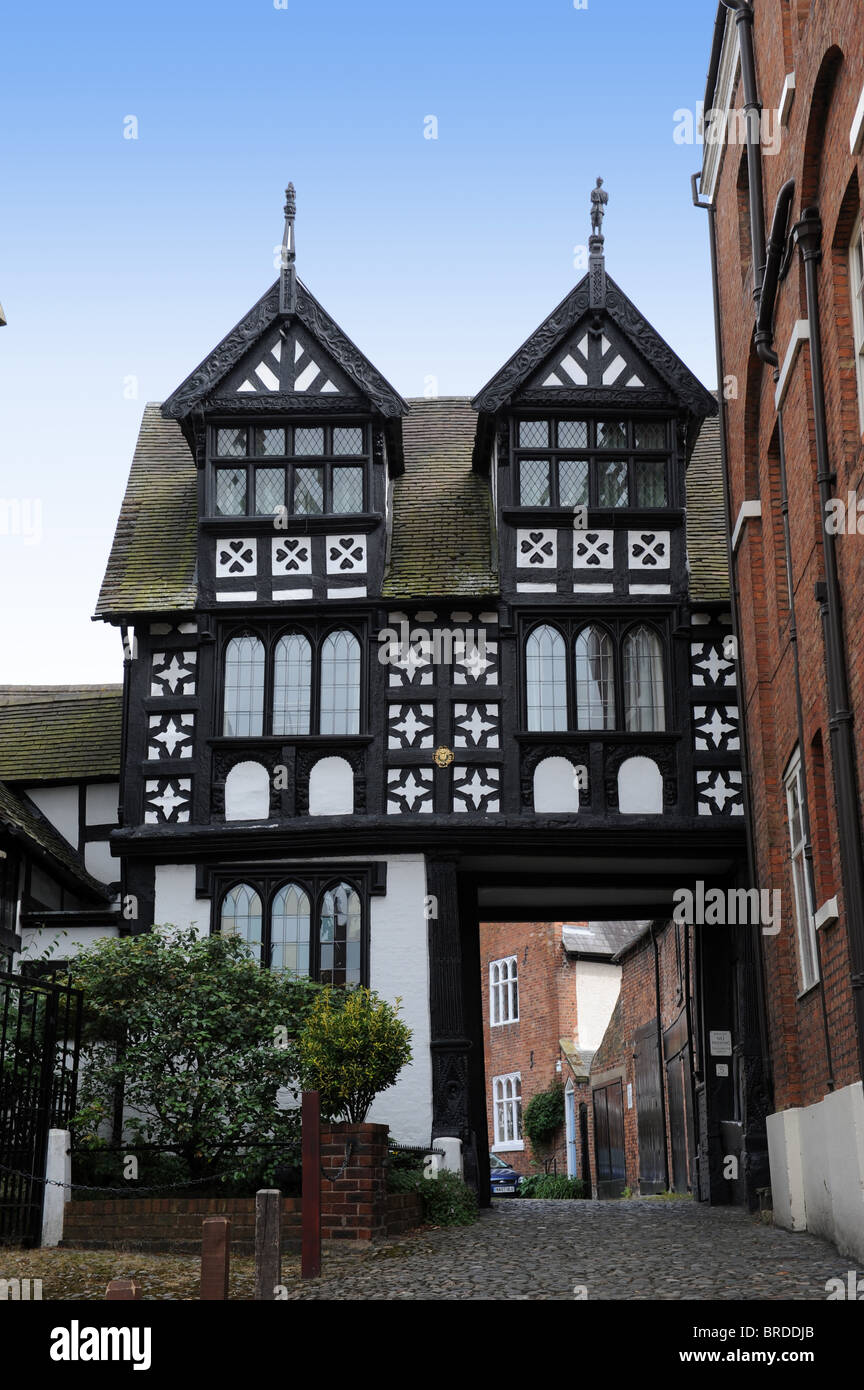 Tudor building shrewsbury hi-res stock photography and images - Alamy