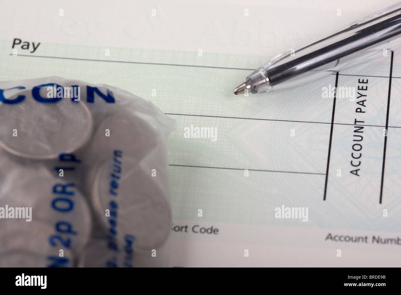 Checkbook hi-res stock photography and images - Alamy