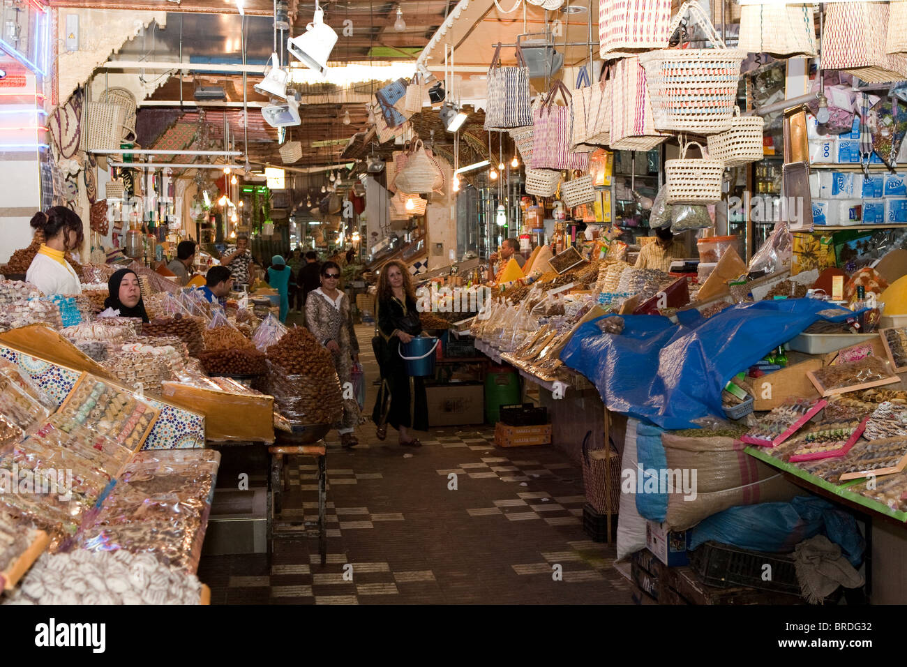 Spice and covered market / souk, Meknes, Morocco Stock Photo - Alamy