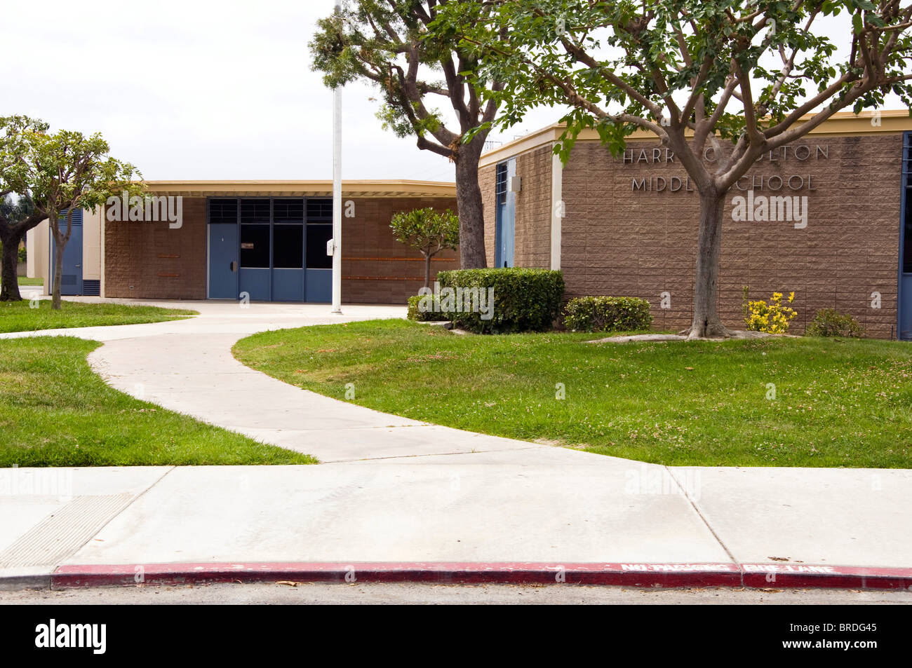 School building hi-res stock photography and images - Alamy
