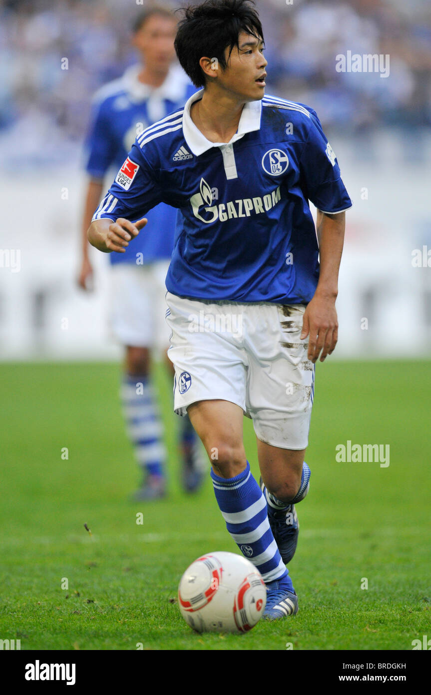 Atsuto uchida player fc schalke hi-res stock photography and images - Alamy