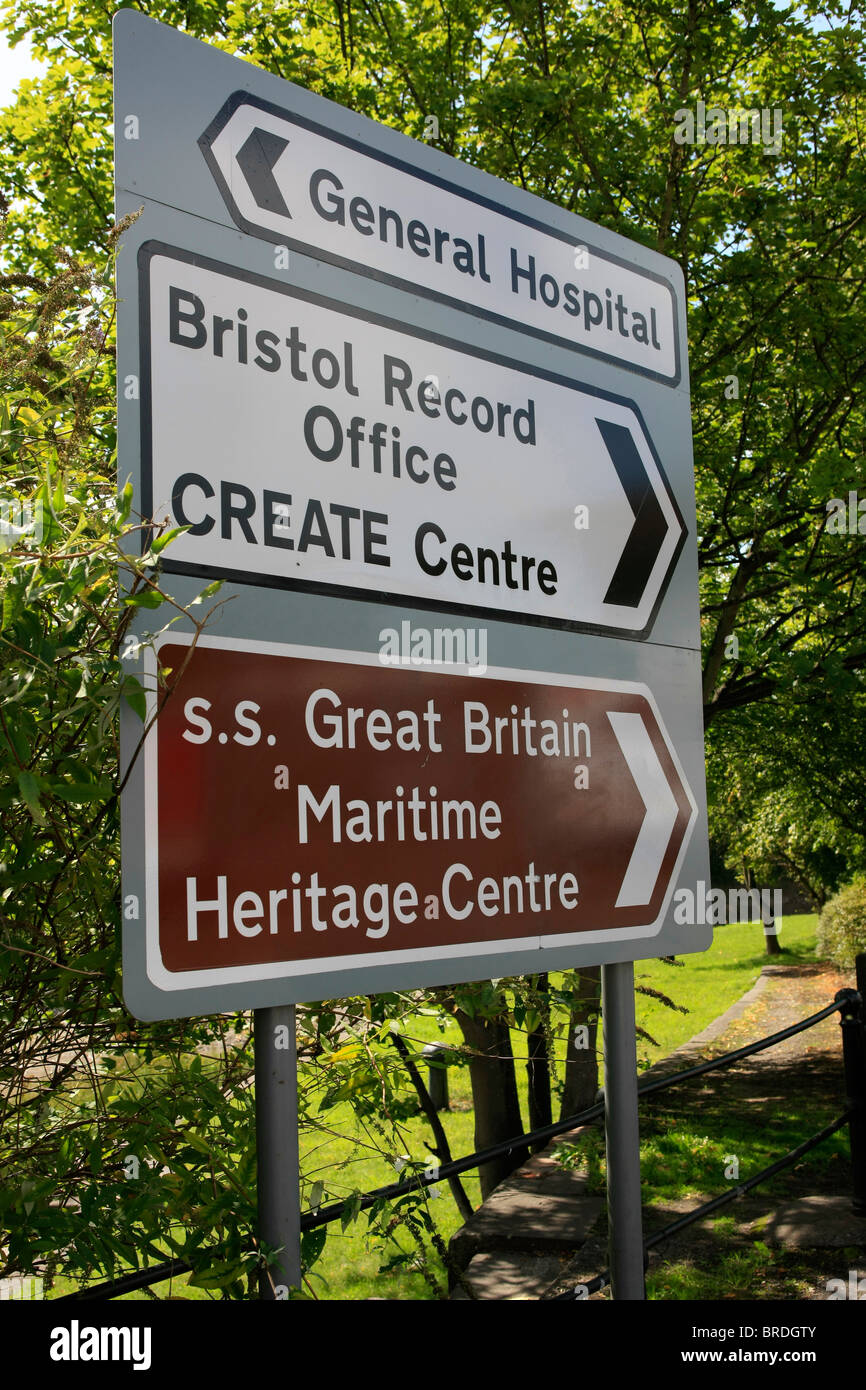 Multiple road signs uk hi-res stock photography and images - Alamy