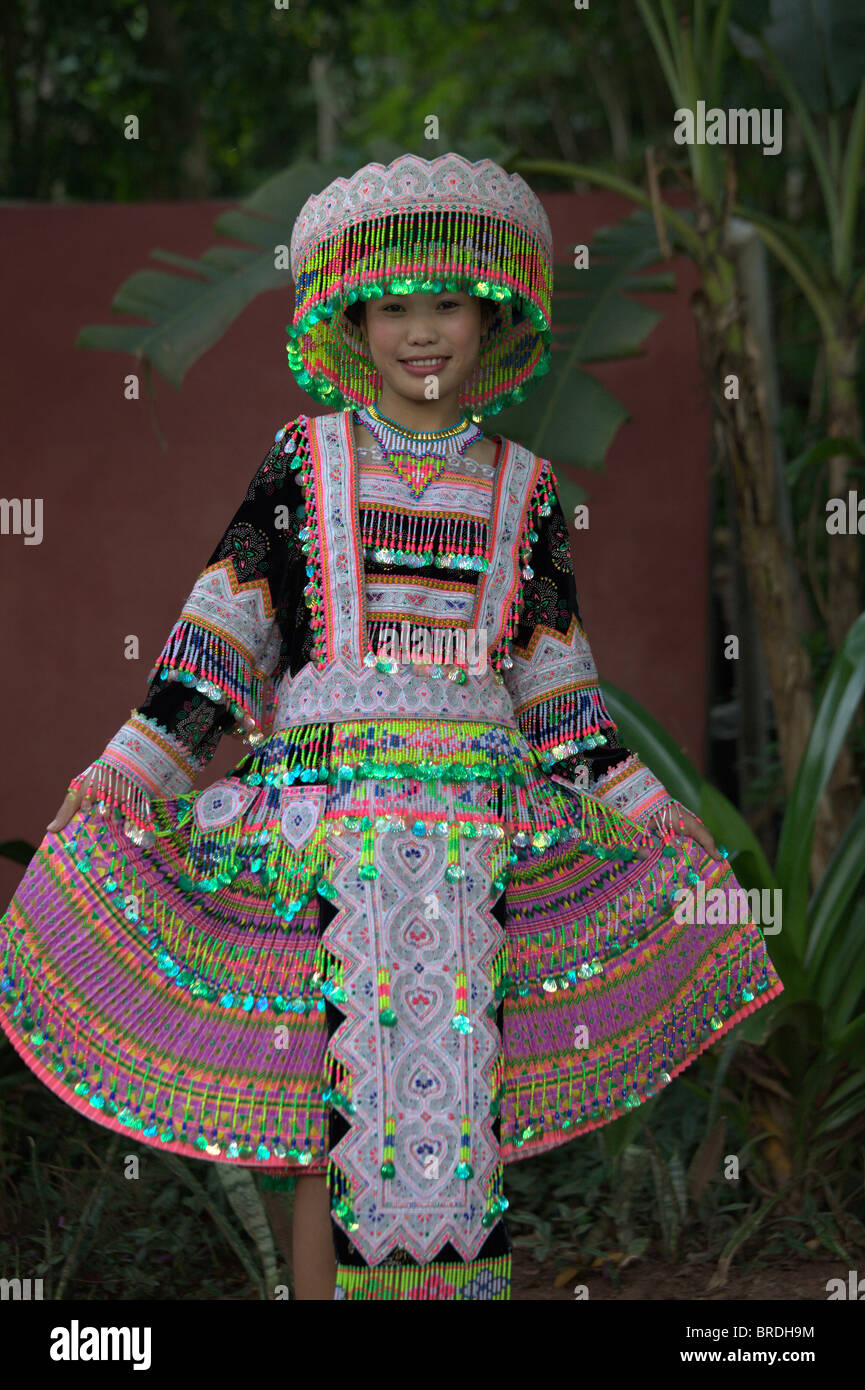 Hmong Wedding Clothes Stock Photo - Alamy