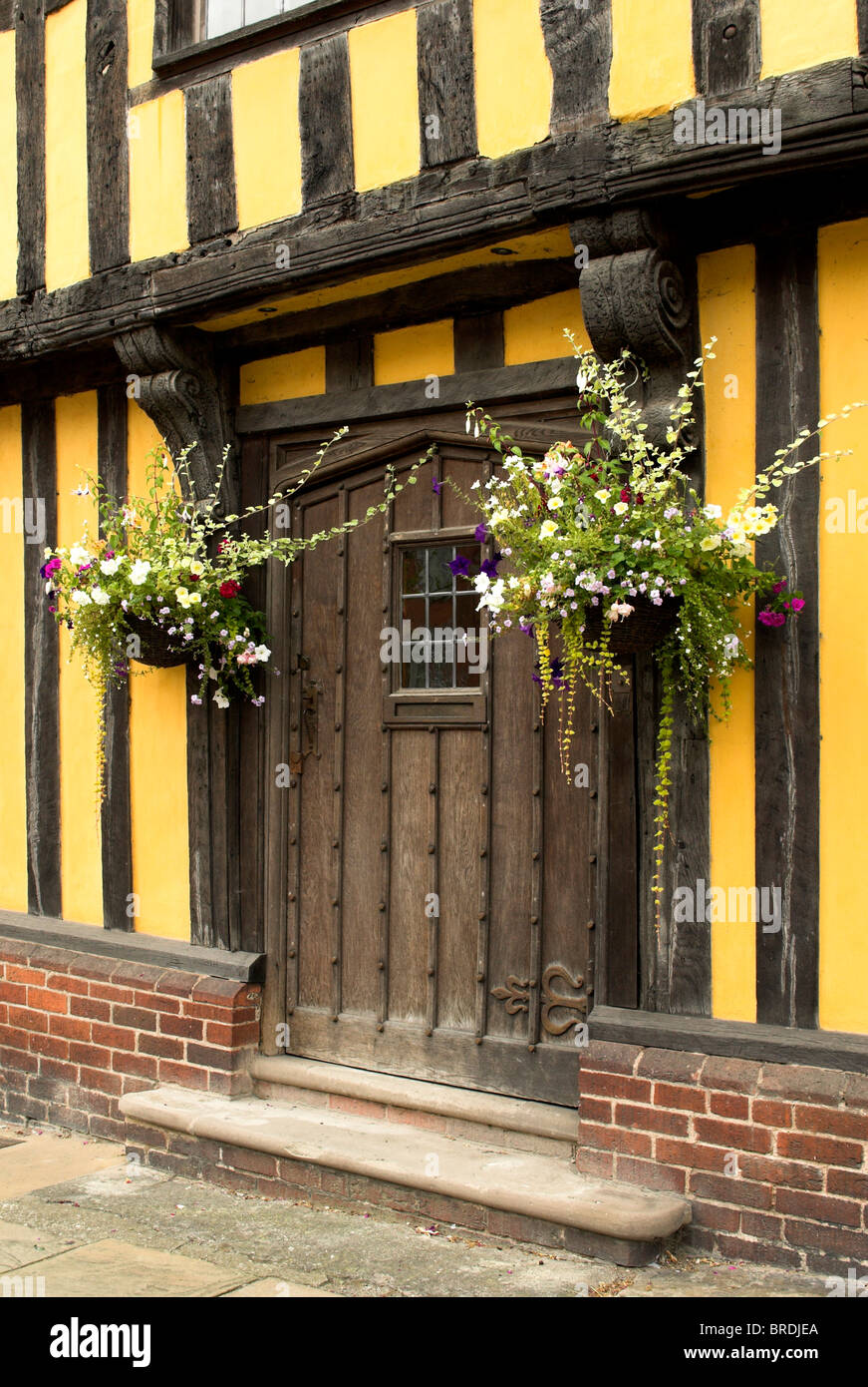 Period architecture - Broad Street, Ludlow, Shropshire Stock Photo - Alamy