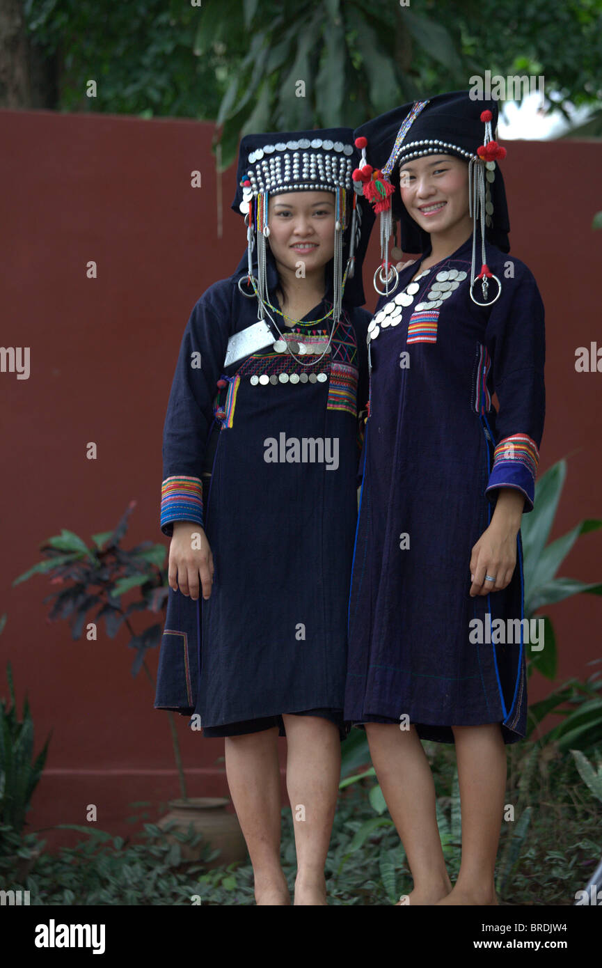 Young Laos People showing off National Costume Stock Photo - Alamy