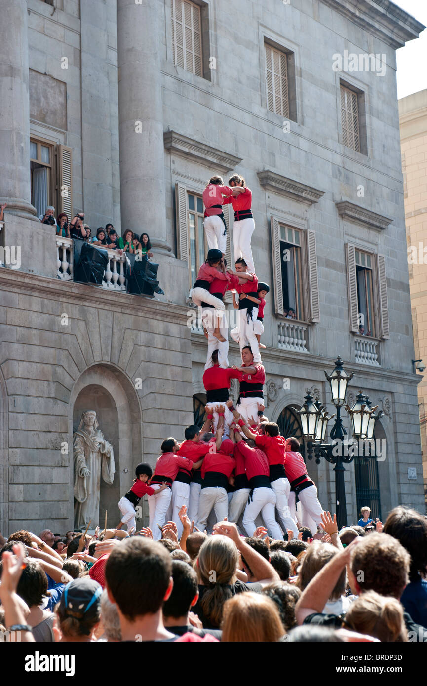 Human castles hi-res stock photography and images - Alamy
