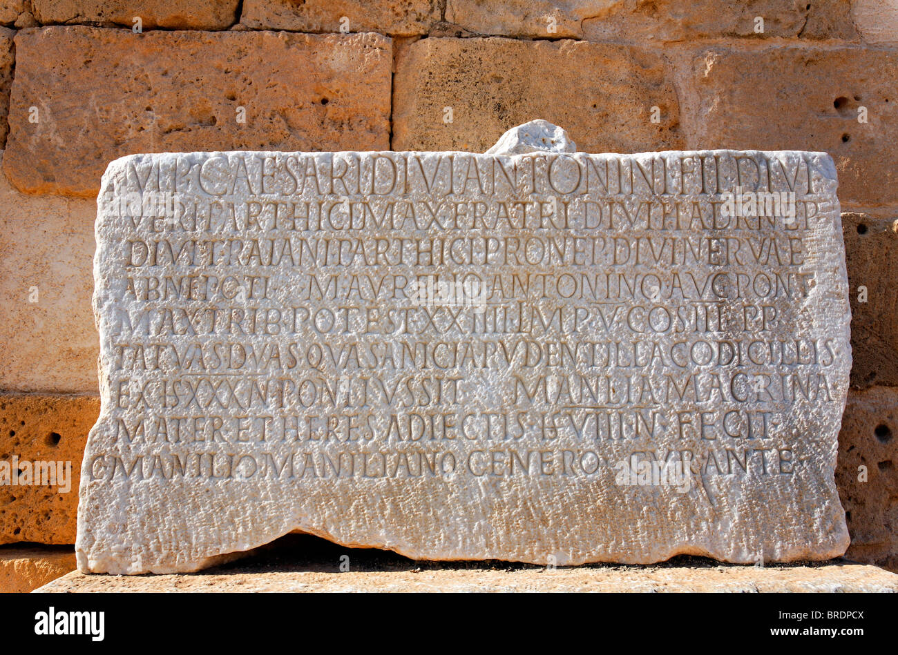 Roman inscription hi-res stock photography and images - Alamy