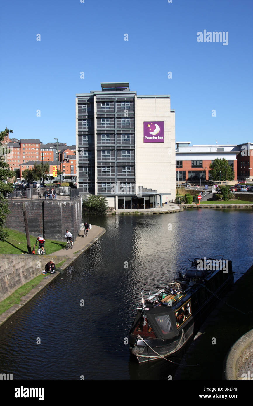 Premier inn hotel hi-res stock photography and images - Alamy