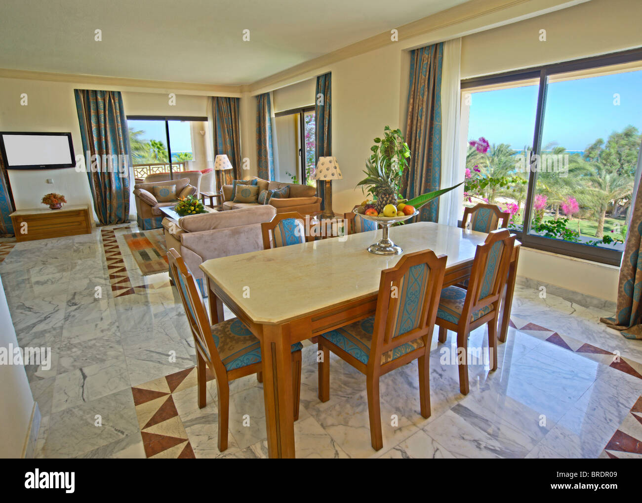 Lounge area of a luxury hotel suite Stock Photo - Alamy