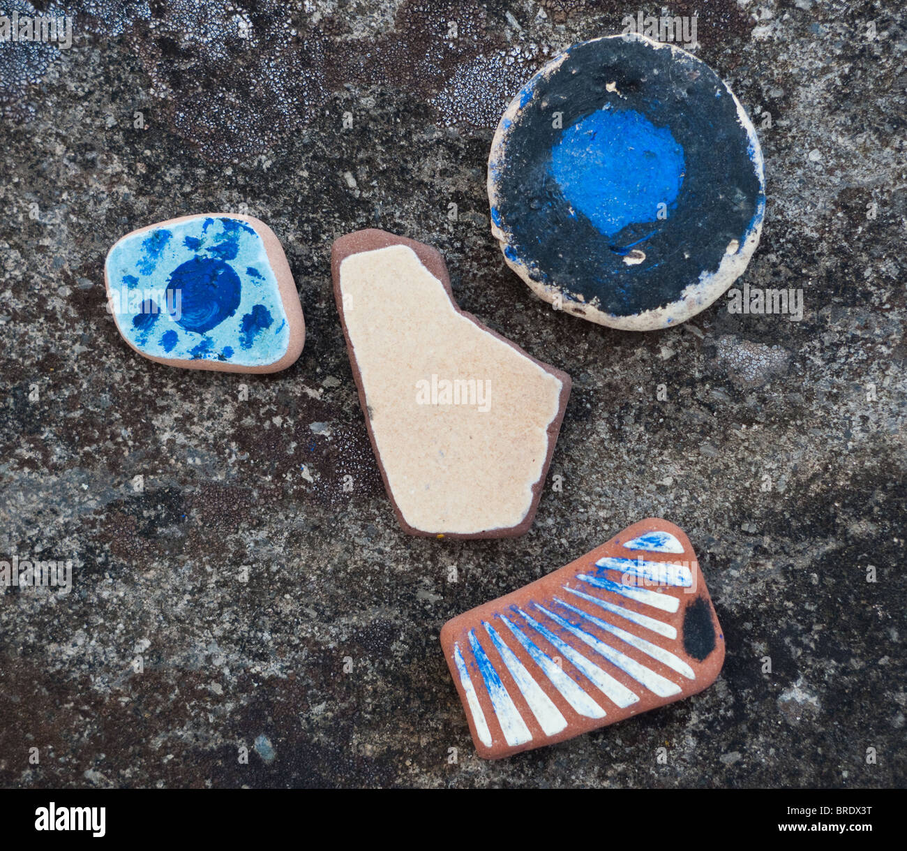 Painted pebbles hi-res stock photography and images - Alamy