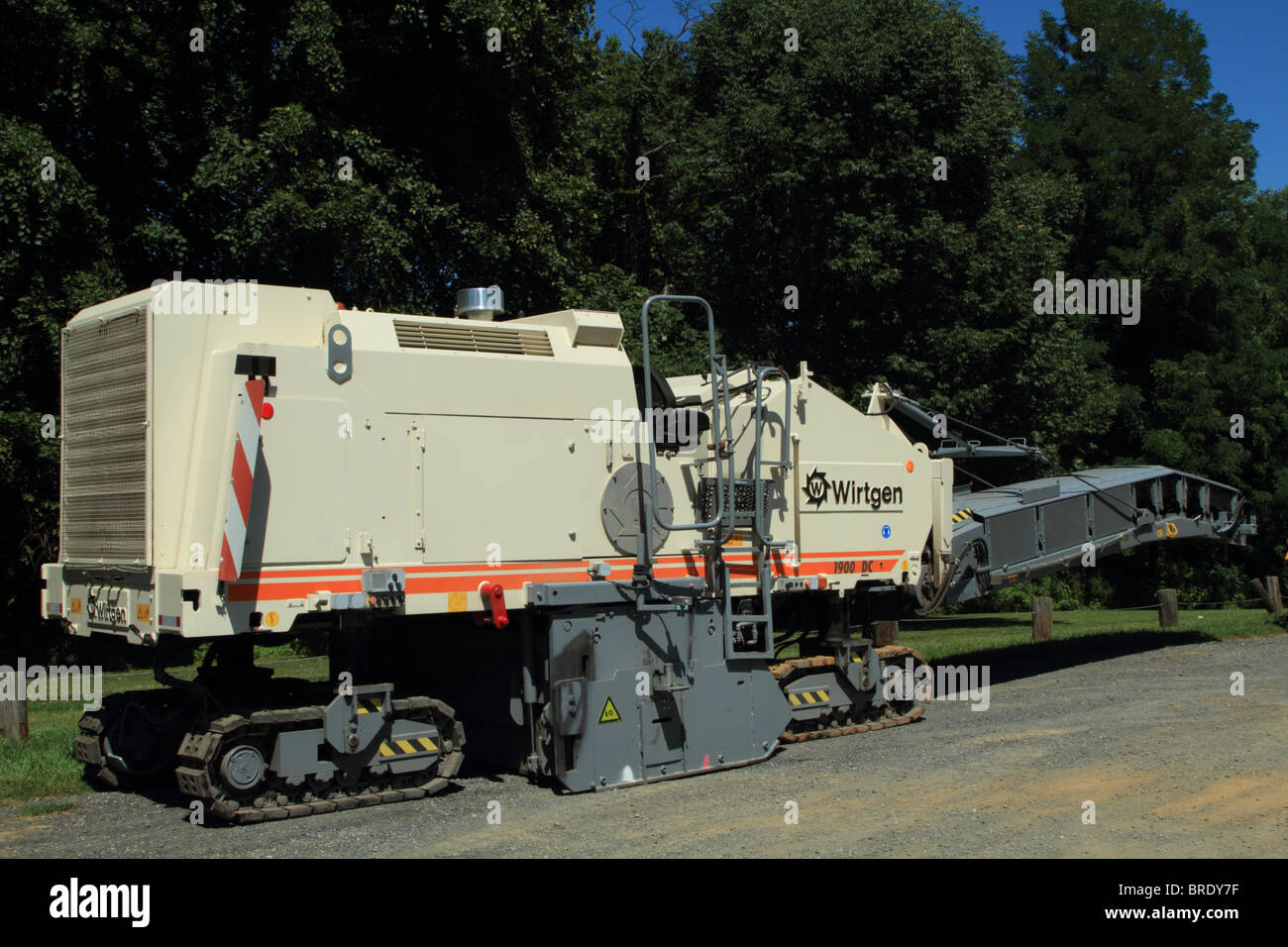 Pavement tarmac hi-res stock photography and images - Alamy