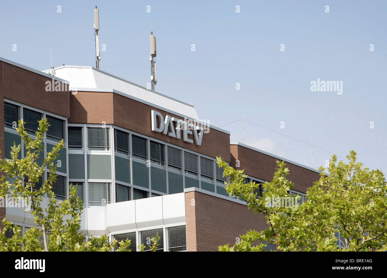 Processing center hi-res stock photography and images - Alamy