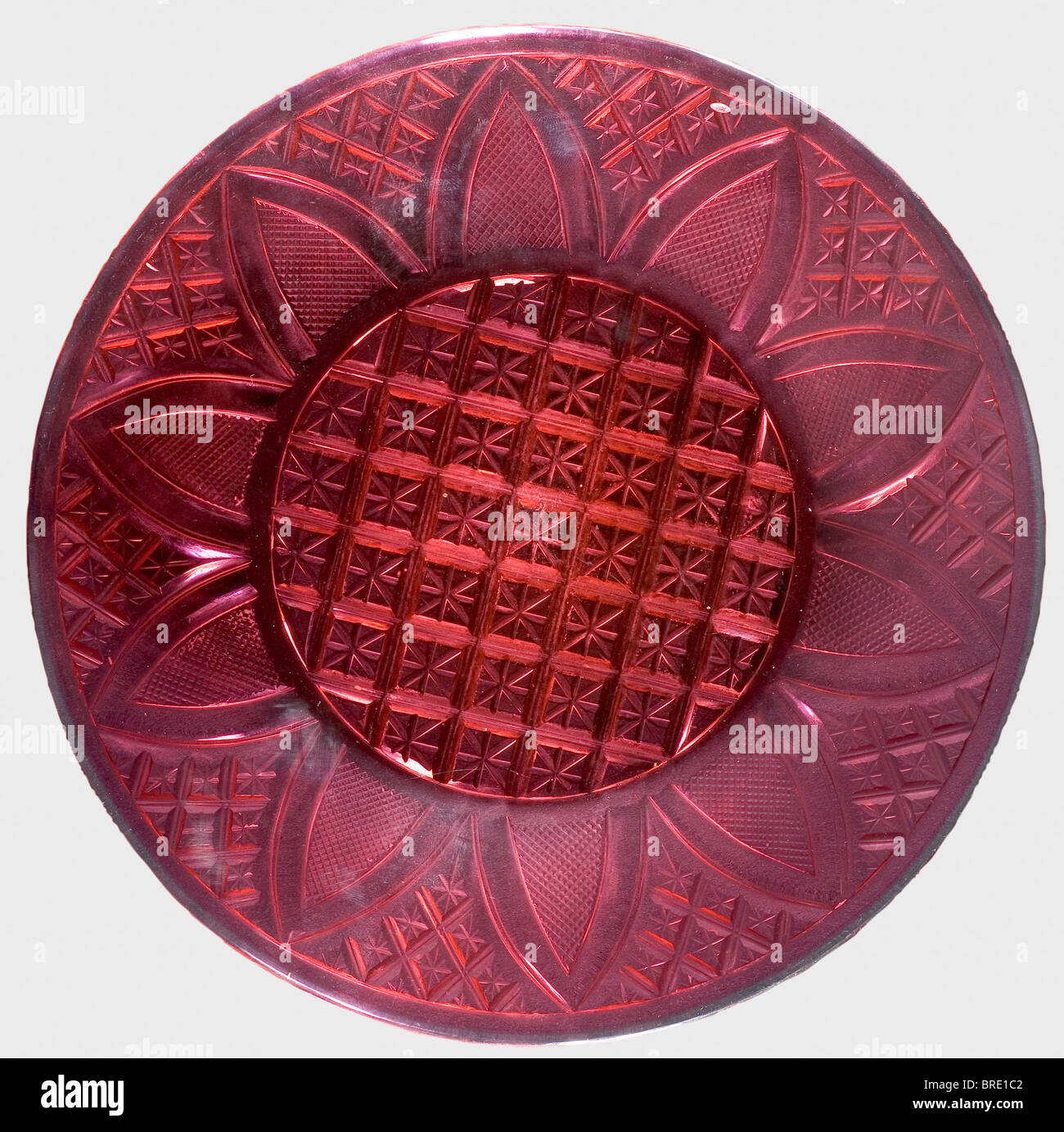 Six crystal glass plates from the "Golden Ruby" dessert service ...