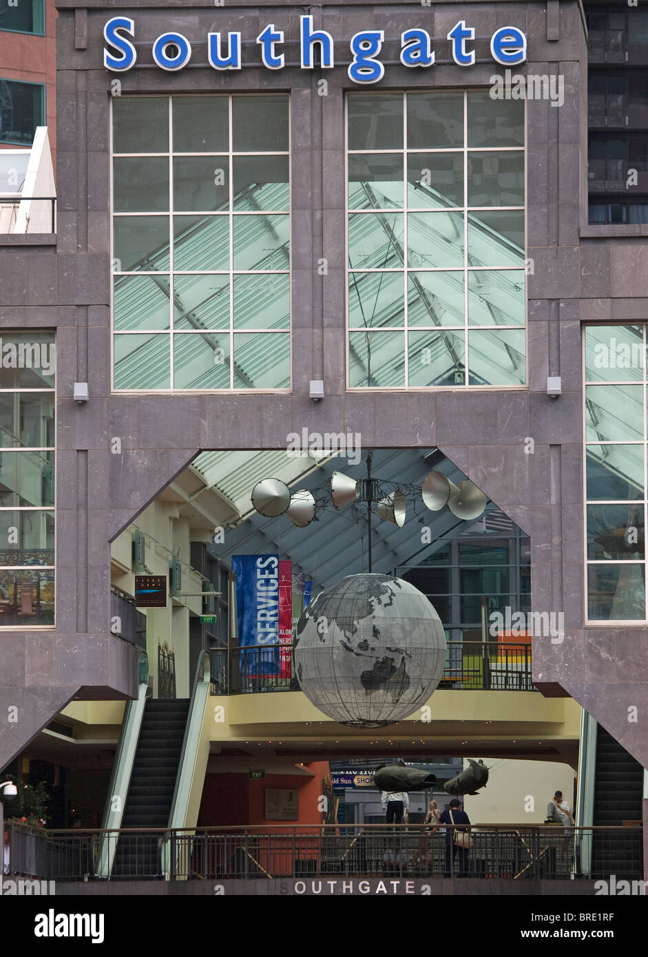 ENTRANCE TO SOUTHGATE SHOPPING MALL MELBOURNE VICTORIA AUSTRALIA Stock ...