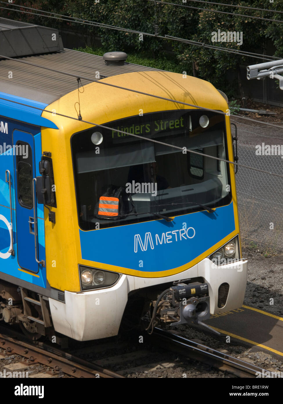 METRO TRAIN ENTERING FLINDERS STREET RAILWAY STATION MELBOURNE VICTORIA ...