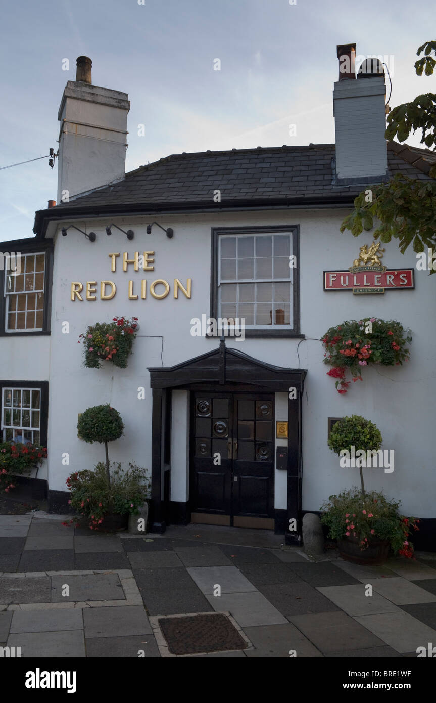 Front entrance of an urban public house, a Fullers pub in Hillingdon ...