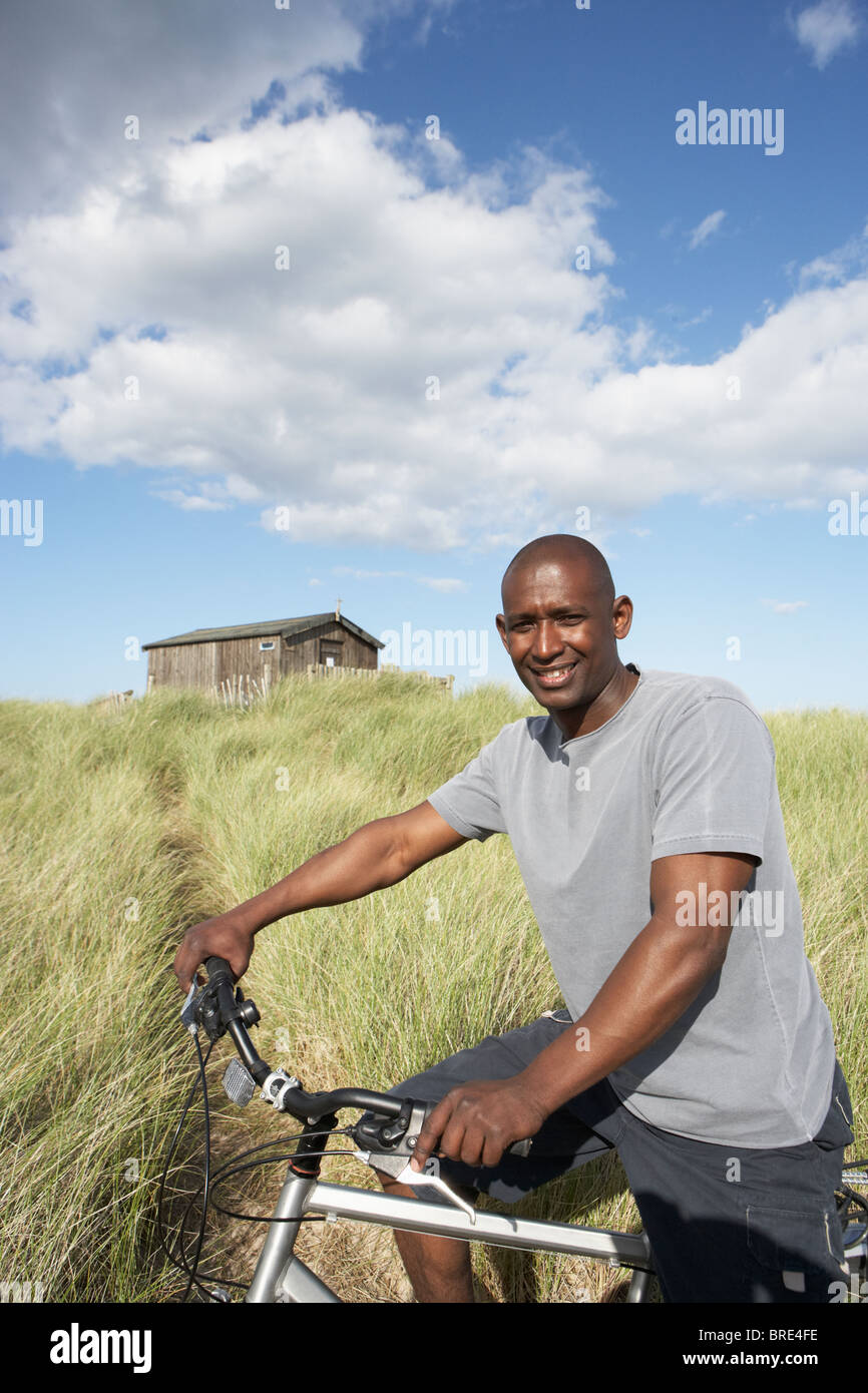 Cycle hut hi-res stock photography and images - Alamy