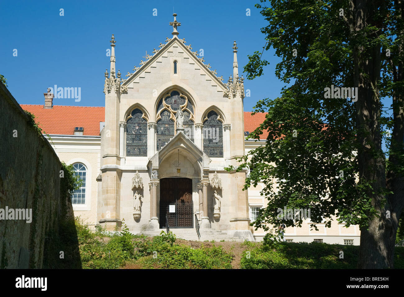 Mayerling castle hi-res stock photography and images - Alamy