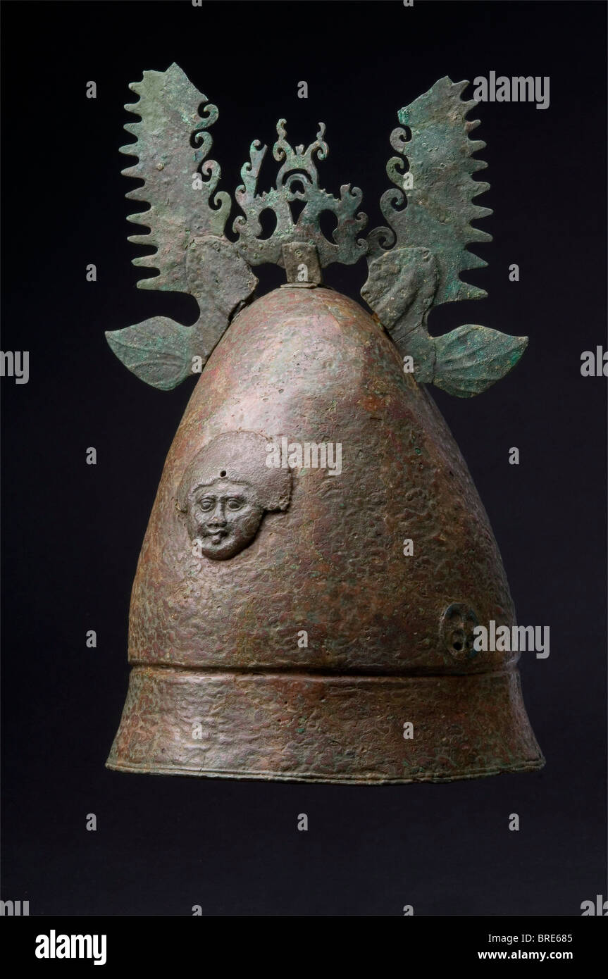 A Pilos type crested helmet, 4th/3rd century B.C. Characteristically ...