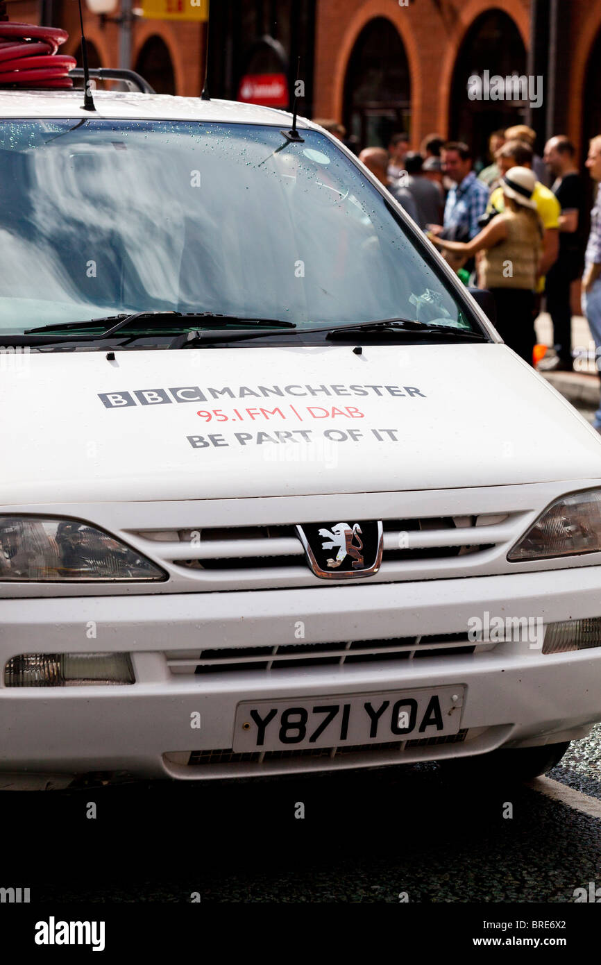 Bbc Radio Van High Resolution Stock Photography and Images - Alamy