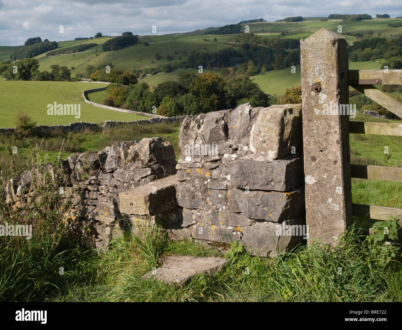 A stone stile by the Tissington Trail, Derbyshire England UK Stock ...