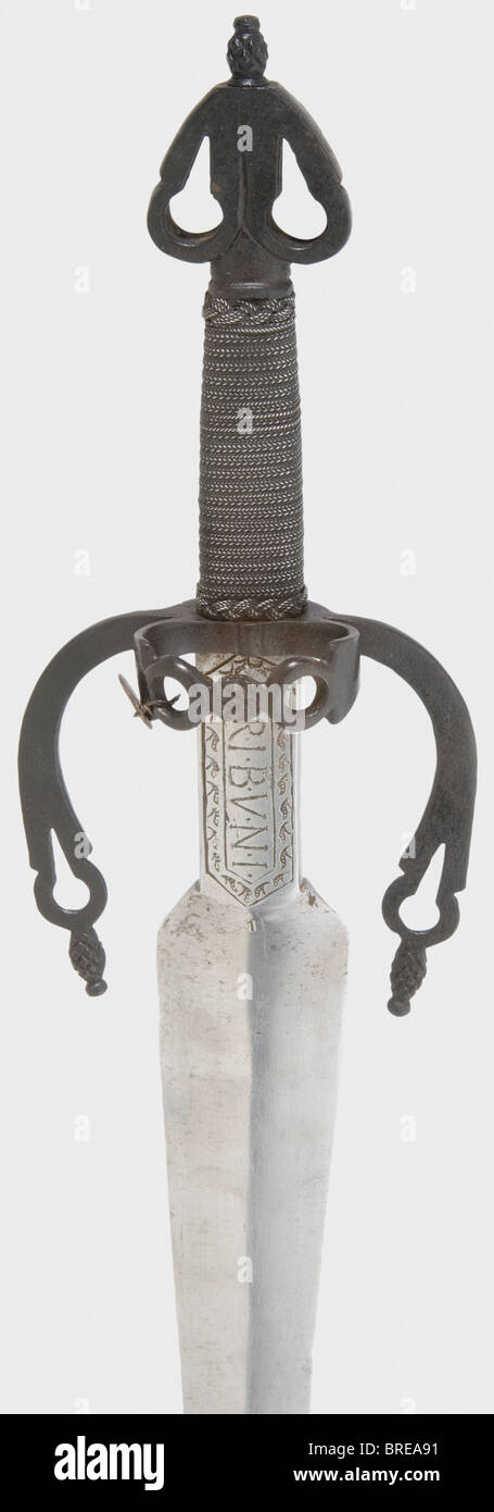 A Spanish left-hand dagger, 2nd half of the 16th century Broad, double ...