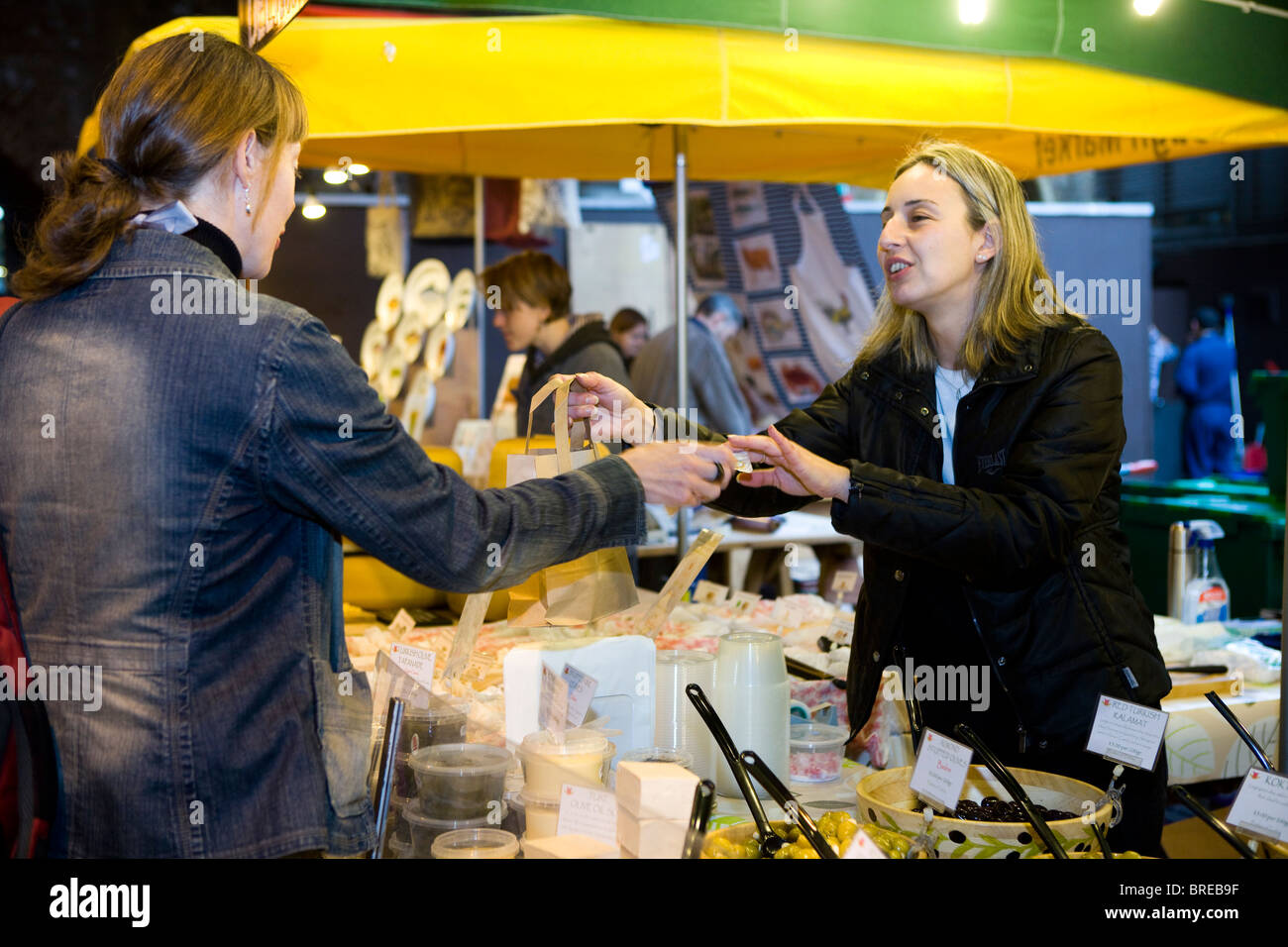 Market trader uk hi-res stock photography and images - Alamy