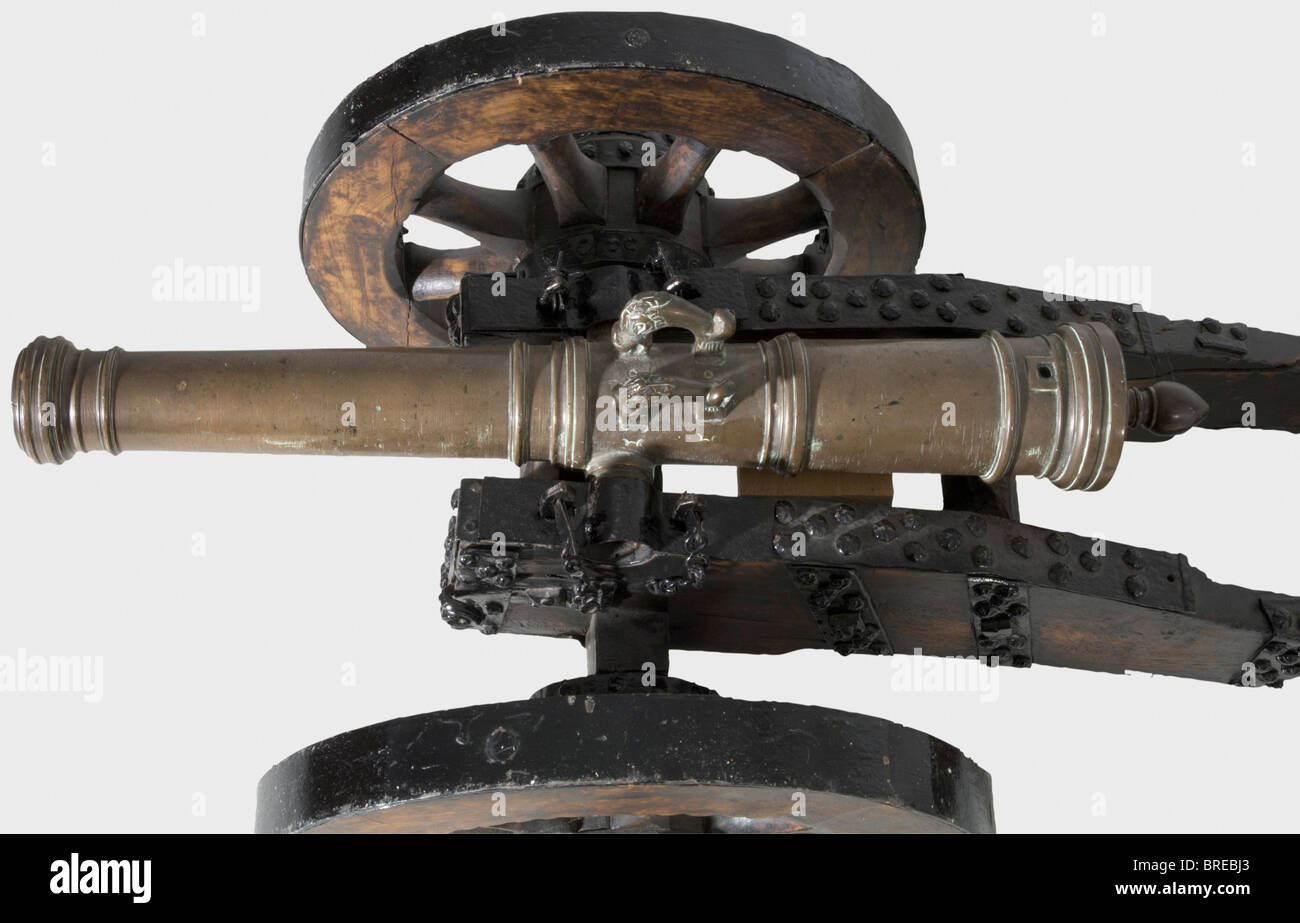 A model cannon, 18th century. Slender bronze barrel in 27 mm caliber ...