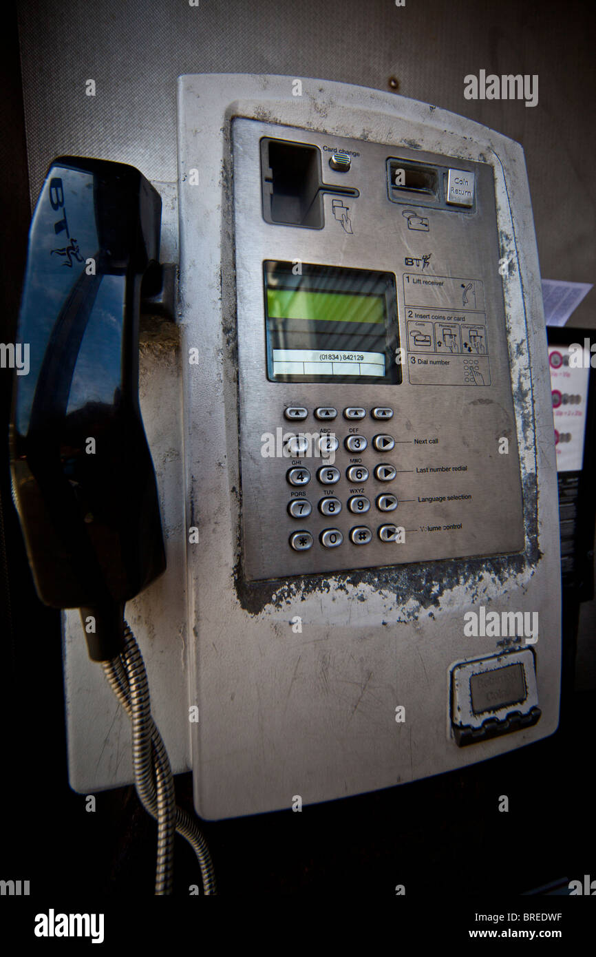 British payphone hi-res stock photography and images - Alamy