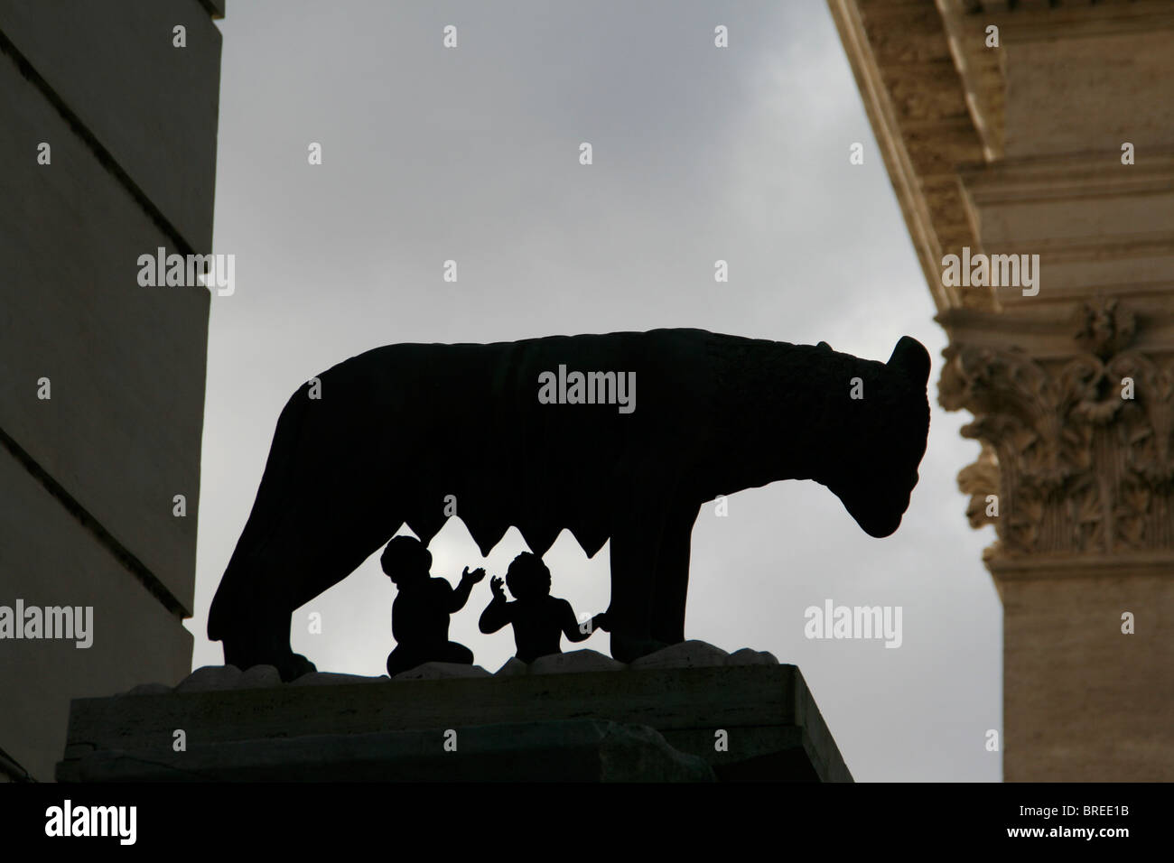 Monument Romulus Remus She Wolf In Stock Photos & Monument Romulus ...