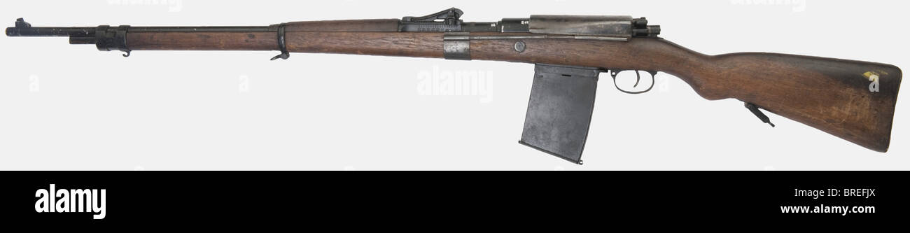 A German G98 rifle, calibre 7,92 x 57, serial number 926. Stamped steel ...