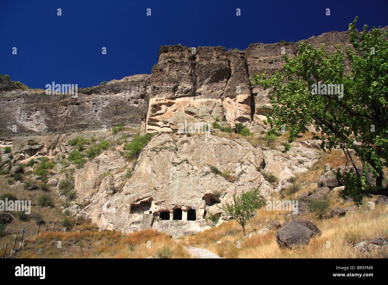 Cave monastery vardzia hi-res stock photography and images - Alamy