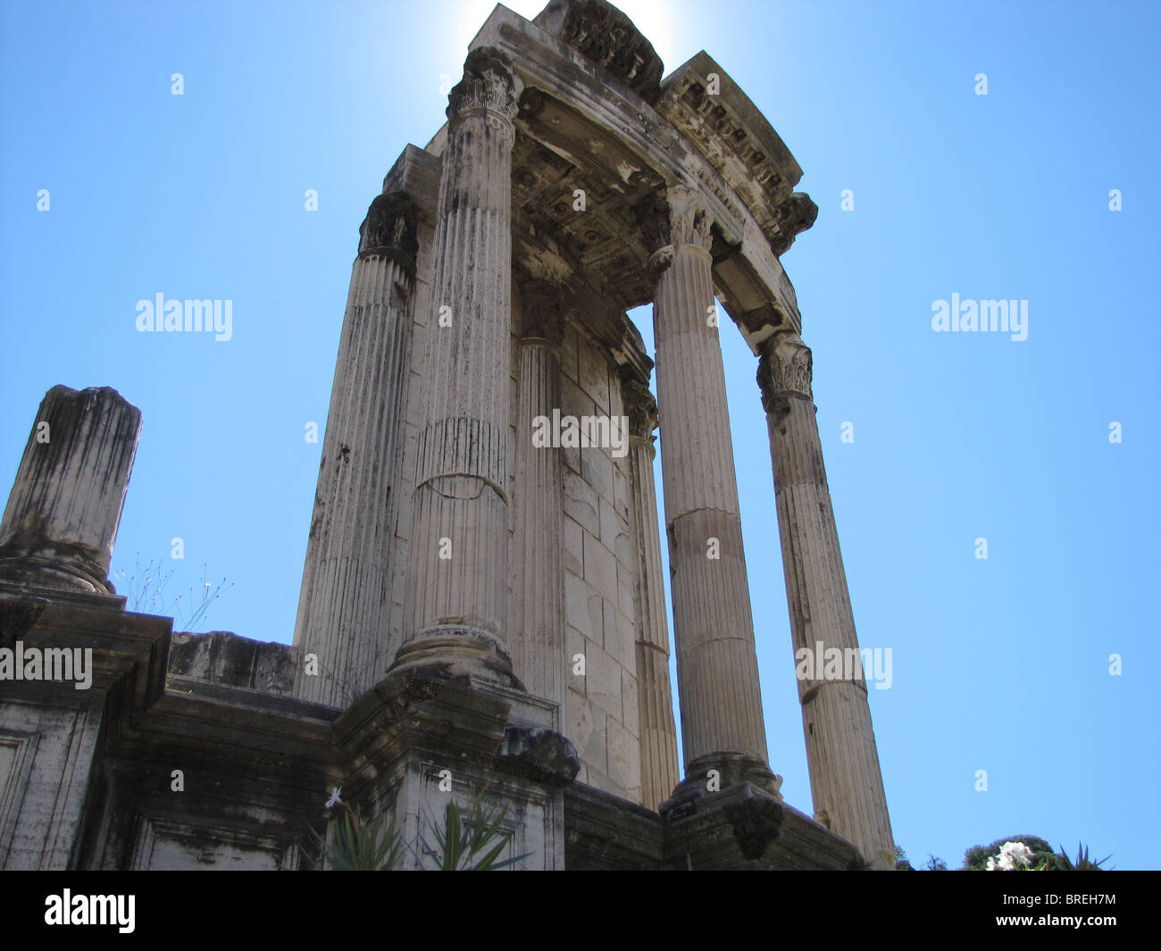 Vesta temple hi-res stock photography and images - Alamy