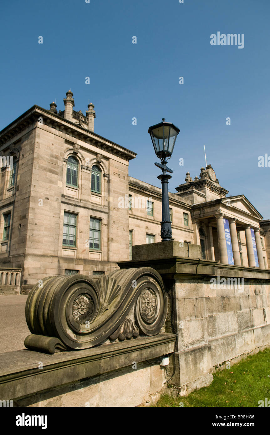 Neoclassical gallery of modern art hi-res stock photography and images ...