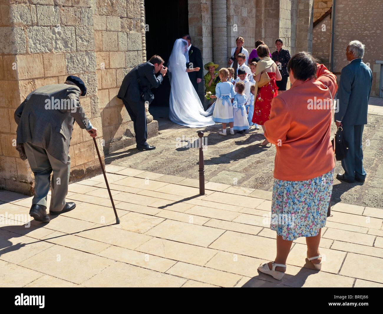 Boys wedding clothes hi-res stock photography and images - Alamy
