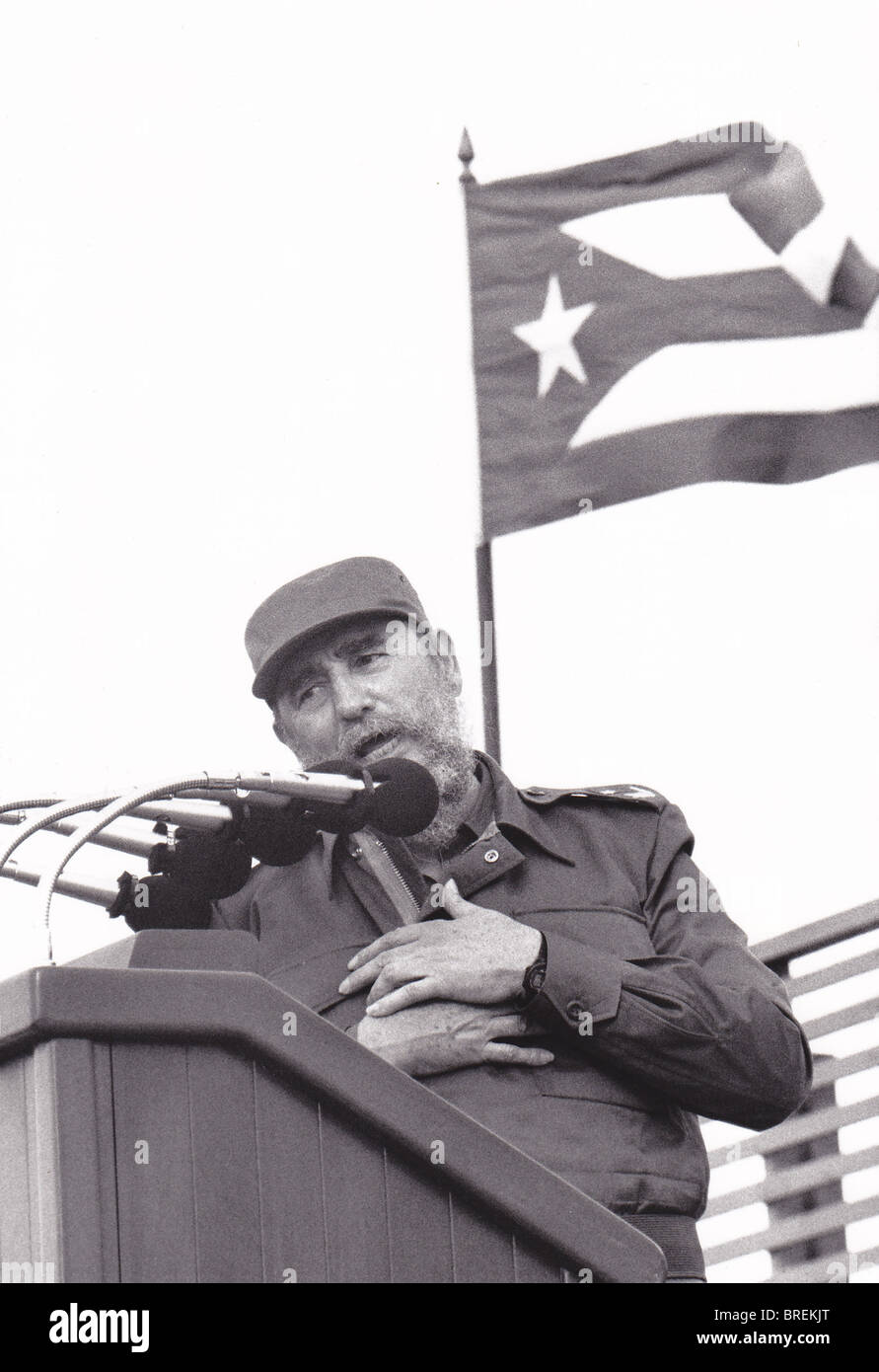 Fidel castro speech hi-res stock photography and images - Alamy