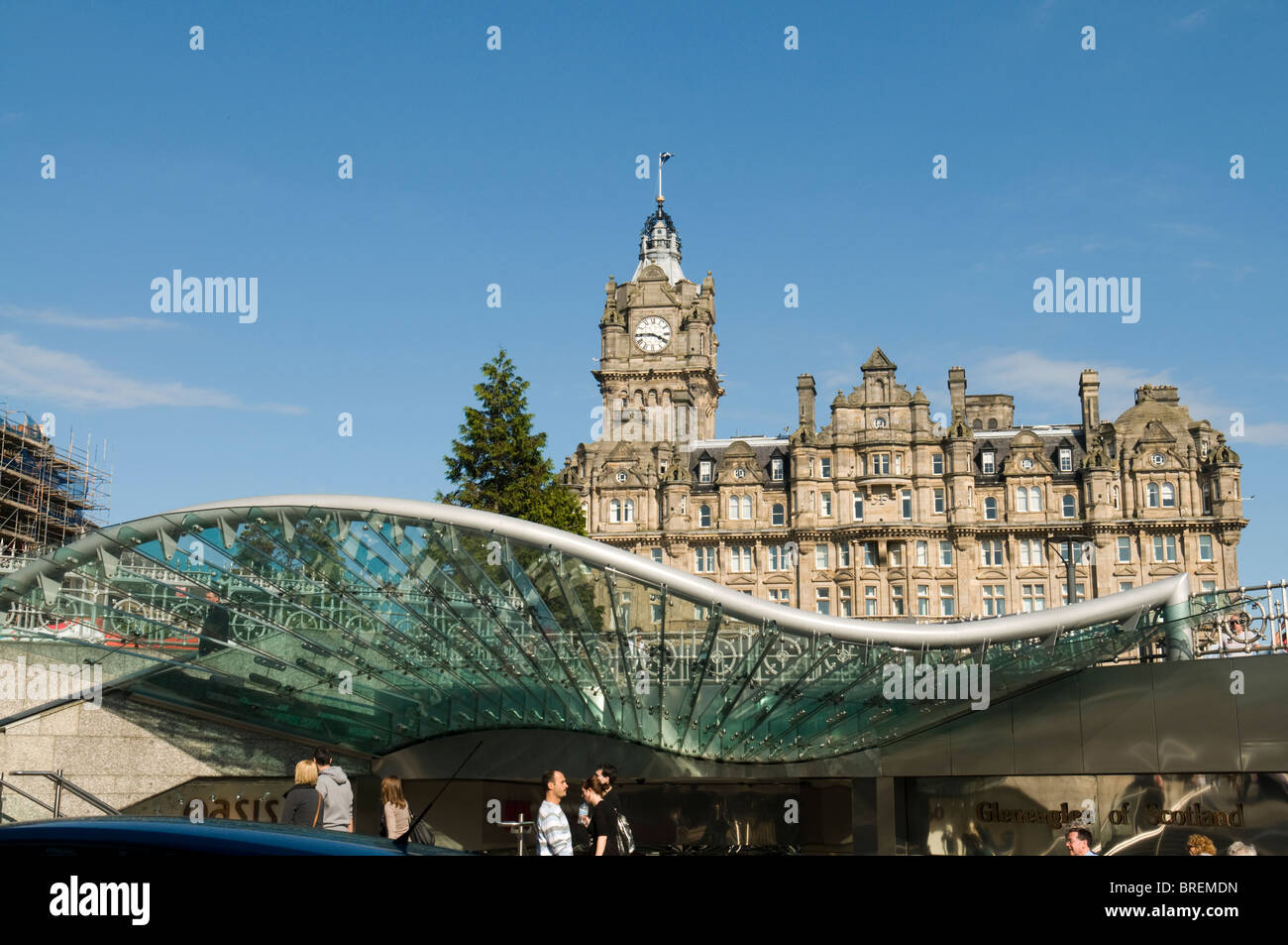 Princes mall edinburgh hi-res stock photography and images - Alamy