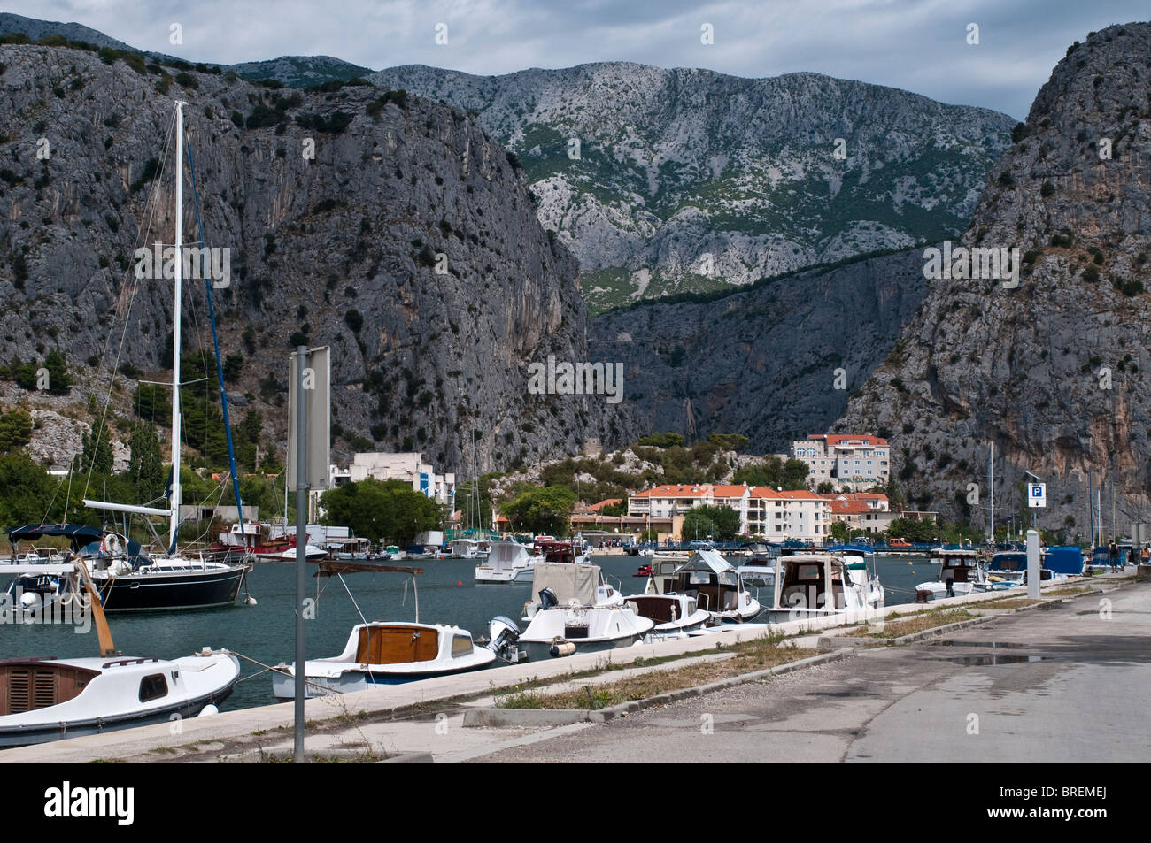 Harbour and Mosor mountain, Omis, Dalmatia, Croatia Stock Photo - Alamy
