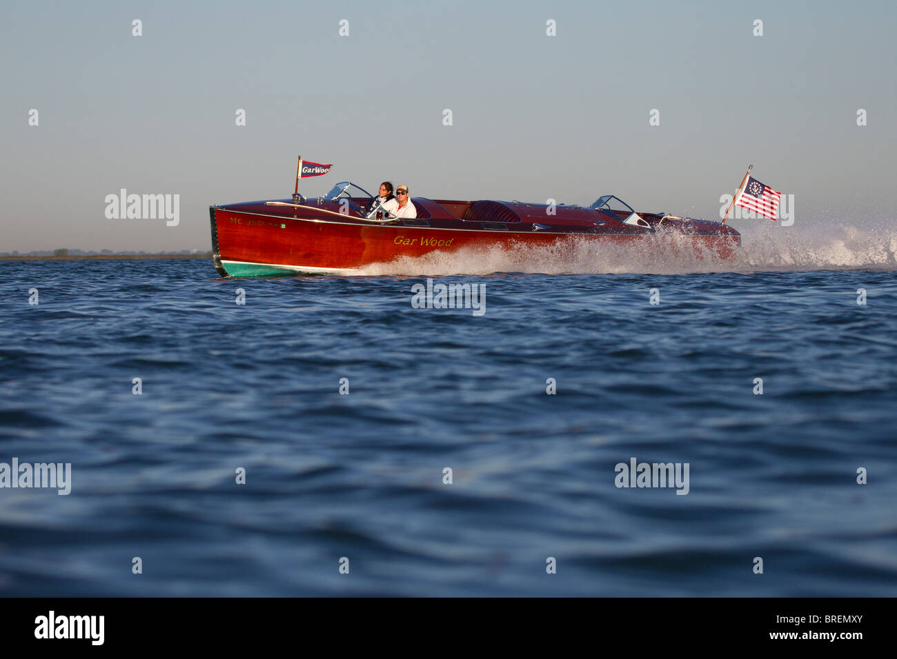 An antique, wooden Gar Wood boat at high speed Stock Photo - Alamy