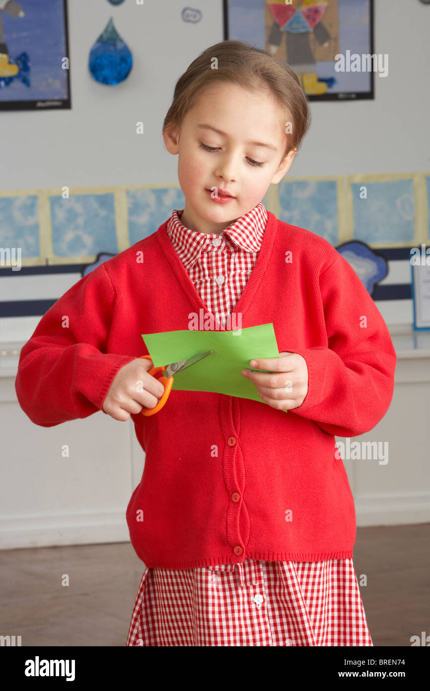 Pupil shape hi-res stock photography and images - Alamy