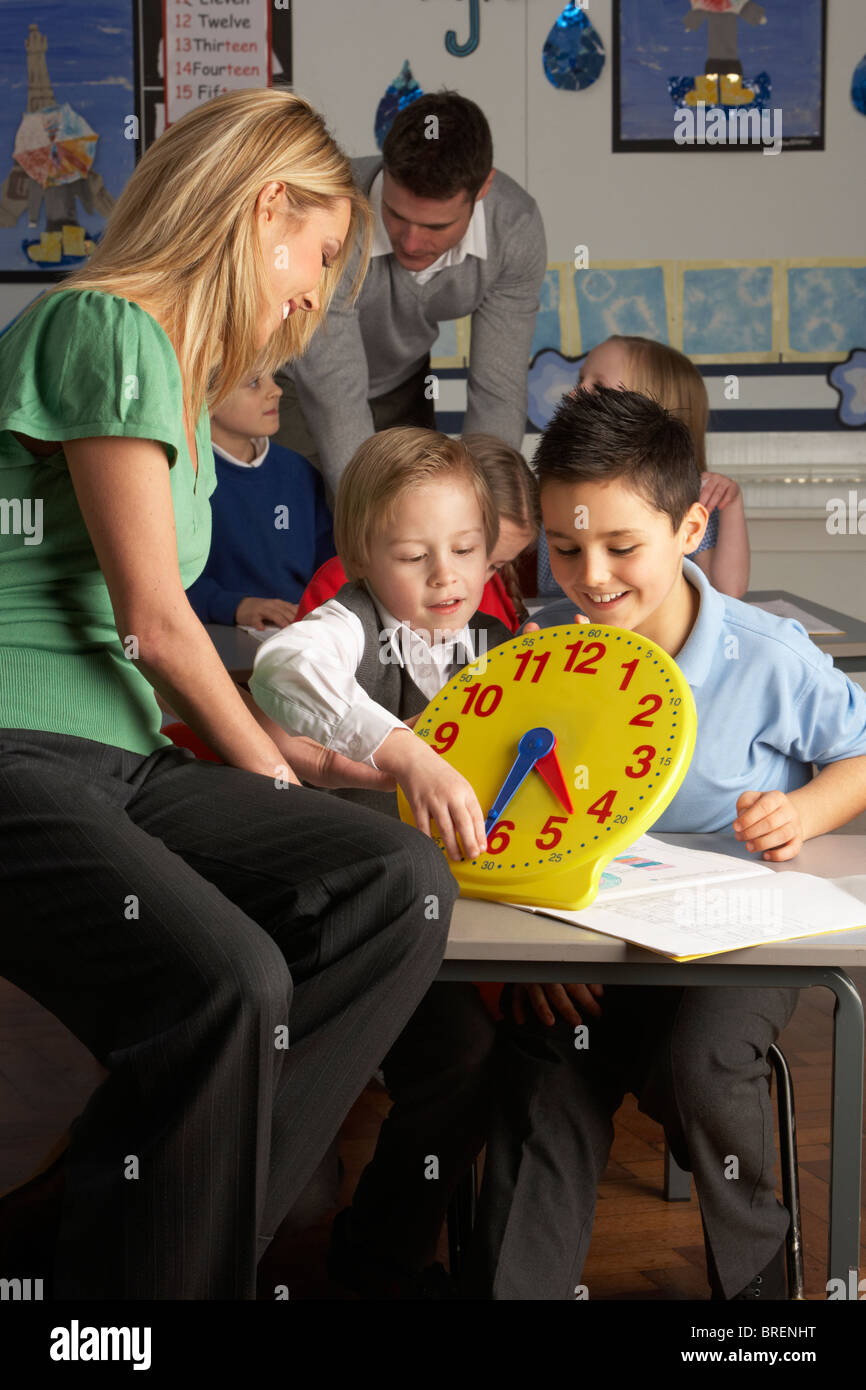 Telling Time Classroom High Resolution Stock Photography and Images - Alamy