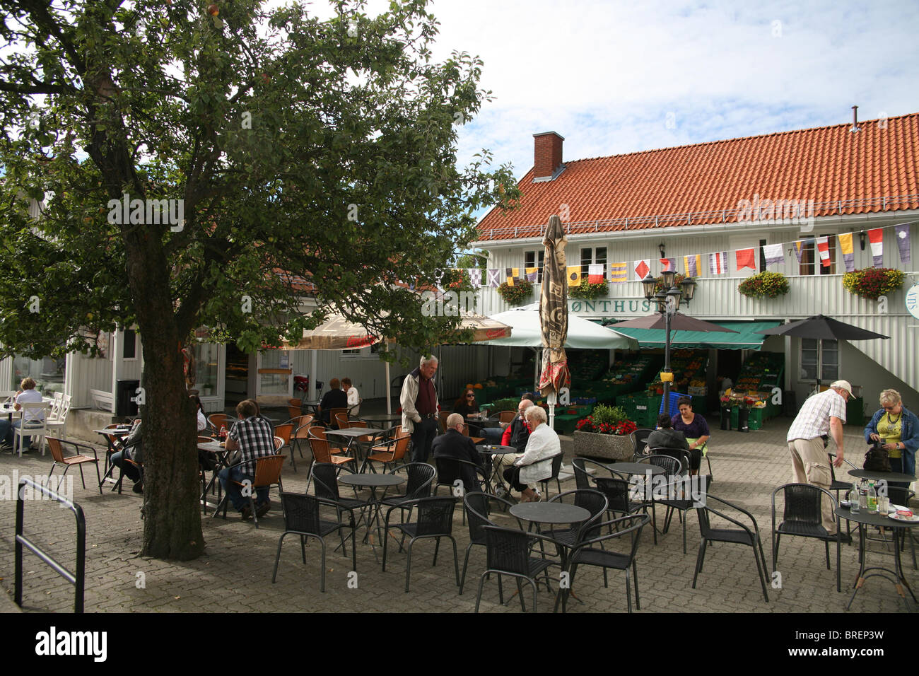 Café Drøbak ( Drobak) Norway Stock Photo - Alamy