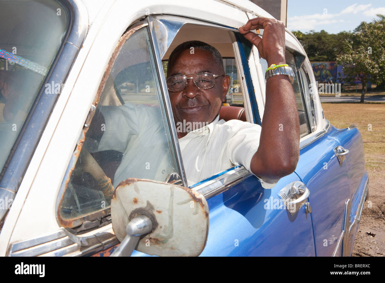 Havana taxi driver hi-res stock photography and images - Alamy