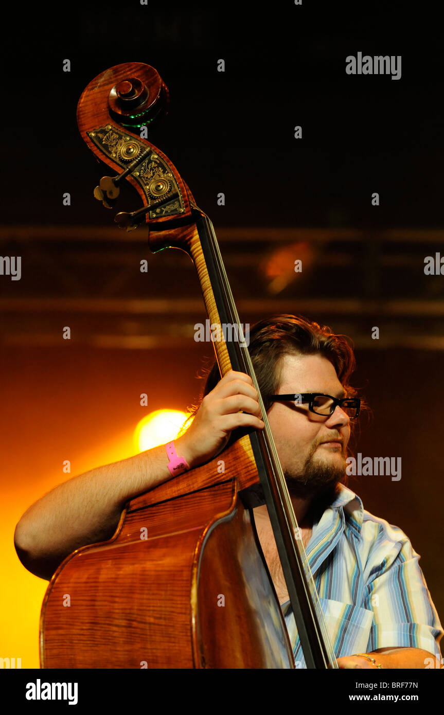 Folk music band scotland hi-res stock photography and images - Alamy